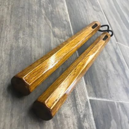 La fascinante historia de los Nunchakus - Artes Marciales